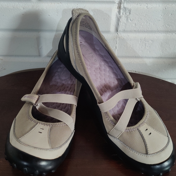 Privo | Shoes | Privo By Clarks | Poshmark